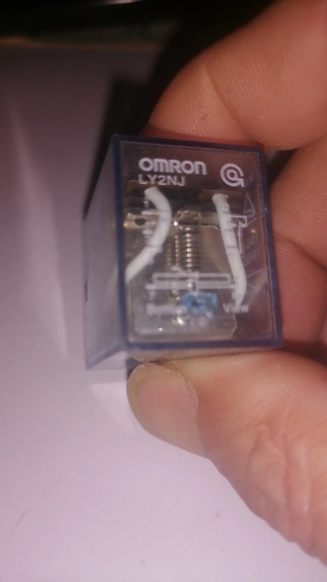 NEW Omron LY2NJ Gereral Purpose Relay. IEC255 .10A 250V .24VDC Coil 8P